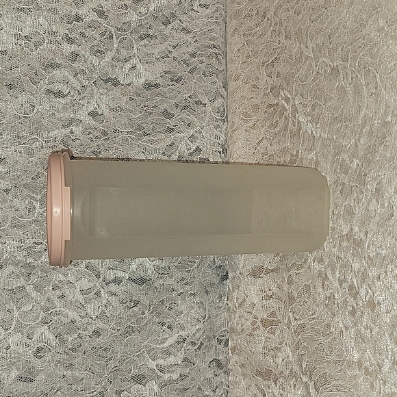 Tupperware | Kitchen | Tupperware Round Container With Lid | Poshmark